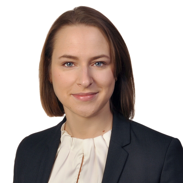 Sabrina Bauer - Commercial lawyer in Frankfurt