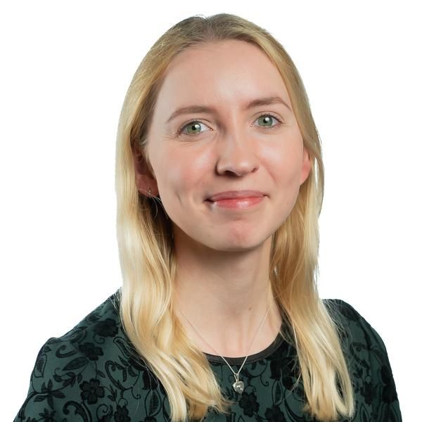 Lucy Staves | Associate | Pensions | CMS UK
