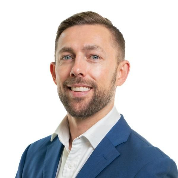 Thomas James | Senior Associate | Infrastructure & Projects | CMS UK