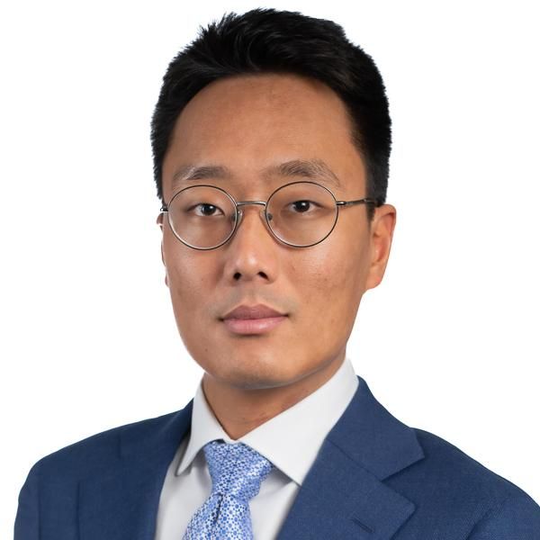Christopher Han | Senior Associate | Corporate/M&A | CMS UK