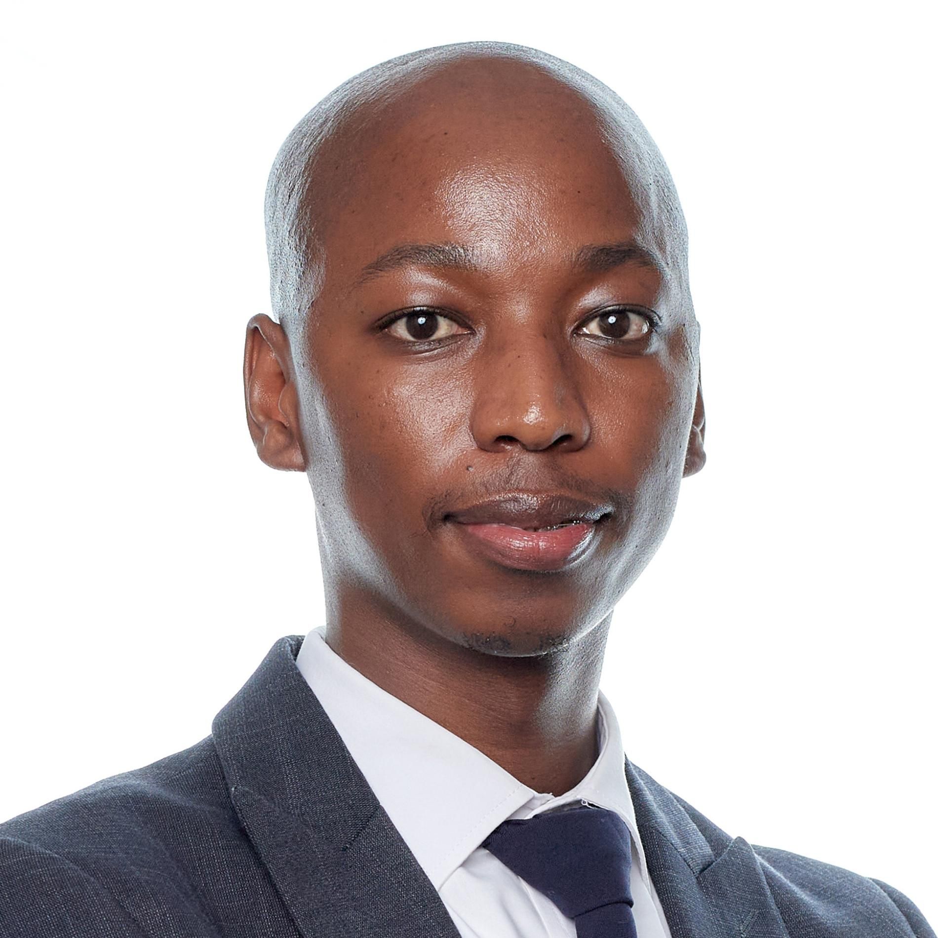 Lethabo is an Associate in the Employment team at CMS